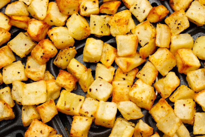 Easy Frozen Diced Potatoes In Air Fryer | From Frozen